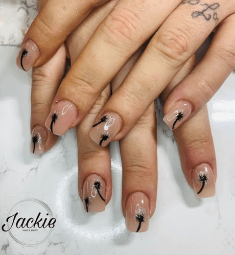 50 Gorgeous Dandelion Nail Designs