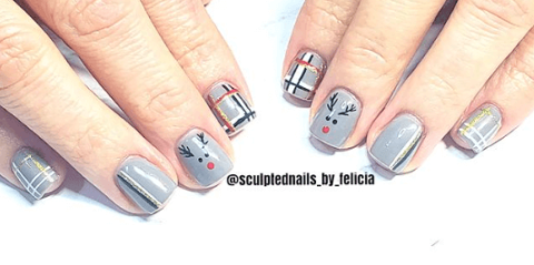 35 Creative Reindeer Nail Art Designs for the Holidays