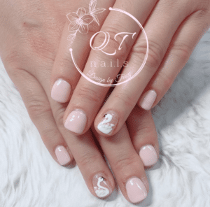 35 Elegant Swan Nail Ideas for a Sophisticated Look