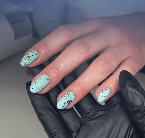 60 Bee Design Nail Ideas to Inspire Your Next Manicure
