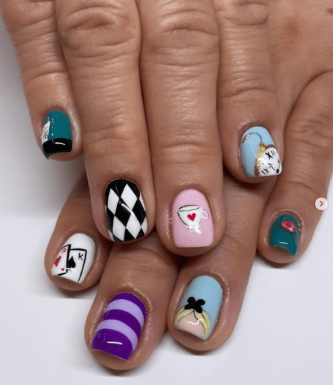 55 Alice in Wonderland Nails Ideas