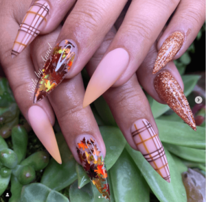 40+ Plaid Nail Designs for the Ultimate Preppy Look