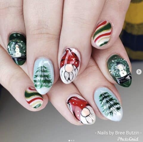 35 Whimsical Snow Globe Nails Design Ideas