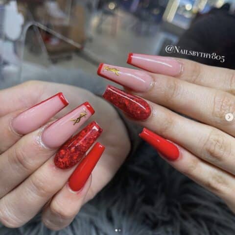 Sparkle and Shine with 50 Ravishing Red Glitter Nail Designs: Elevate ...