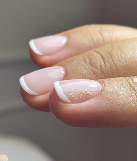 Chic and Elegant: 50 Short Wedding Nail Designs for the Modern Bride's ...