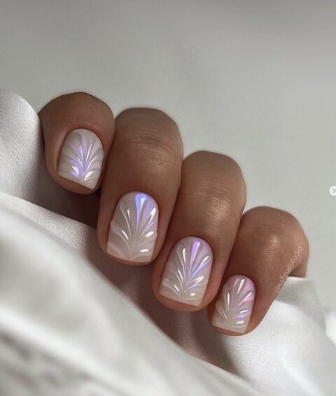 Chic and Elegant: 50 Short Wedding Nail Designs for the Modern Bride's ...