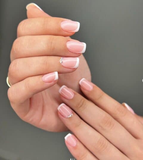 Chic and Elegant: 50 Short Wedding Nail Designs for the Modern Bride's ...