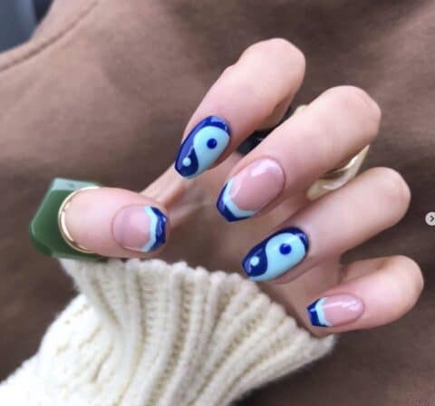 Find Balance with These 50 Yin and Yang Nail Ideas - Harmony and Style ...