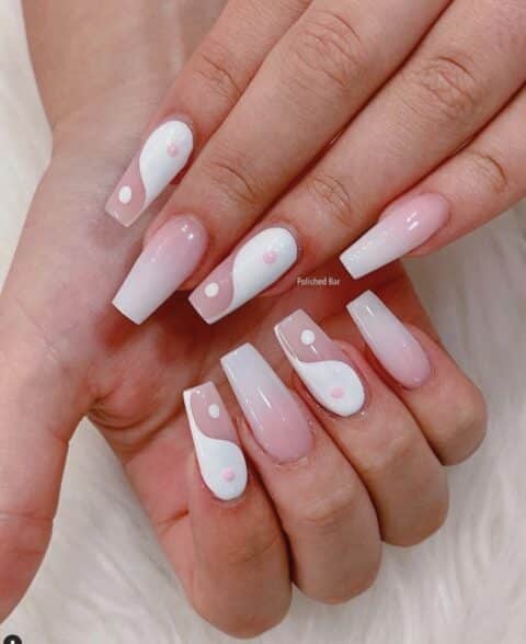 Find Balance with These 50 Yin and Yang Nail Ideas - Harmony and Style ...