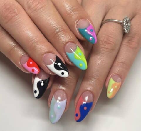 Find Balance with These 50 Yin and Yang Nail Ideas - Harmony and Style ...