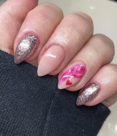 50 Subtle Valentine's Day Nail Designs for a Touch of Elegance!