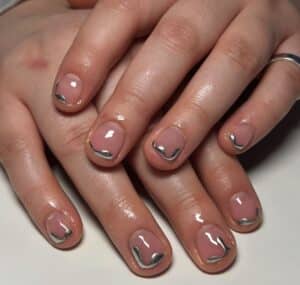 50 Molten Metal Nail Designs - Metallic Glamour at Your Fingertips