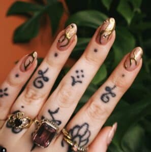 50 Molten Metal Nail Designs - Metallic Glamour at Your Fingertips