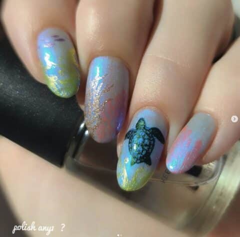 Make a Splash with 35 Captivating Turtle Nail Designs!
