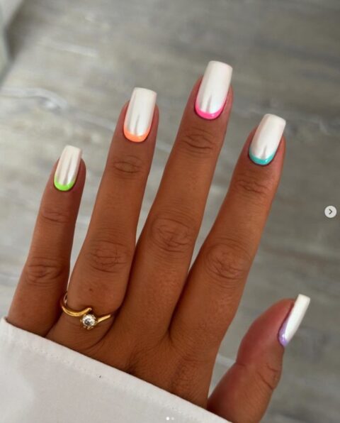 45 Chrome Summer Nail Designs to Elevate Your Look with Metallic Glamour!