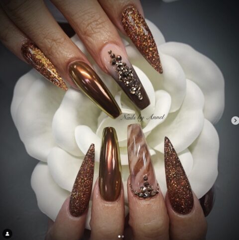 40 Dazzling Chrome Fall Nails Design Ideas to Shine This Season
